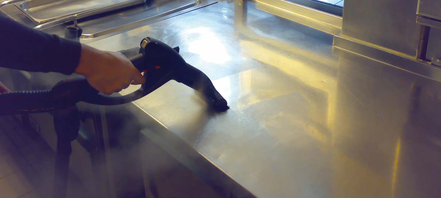 Nettoyage et dégraissage des sols, murs, matériels et espaces de ...